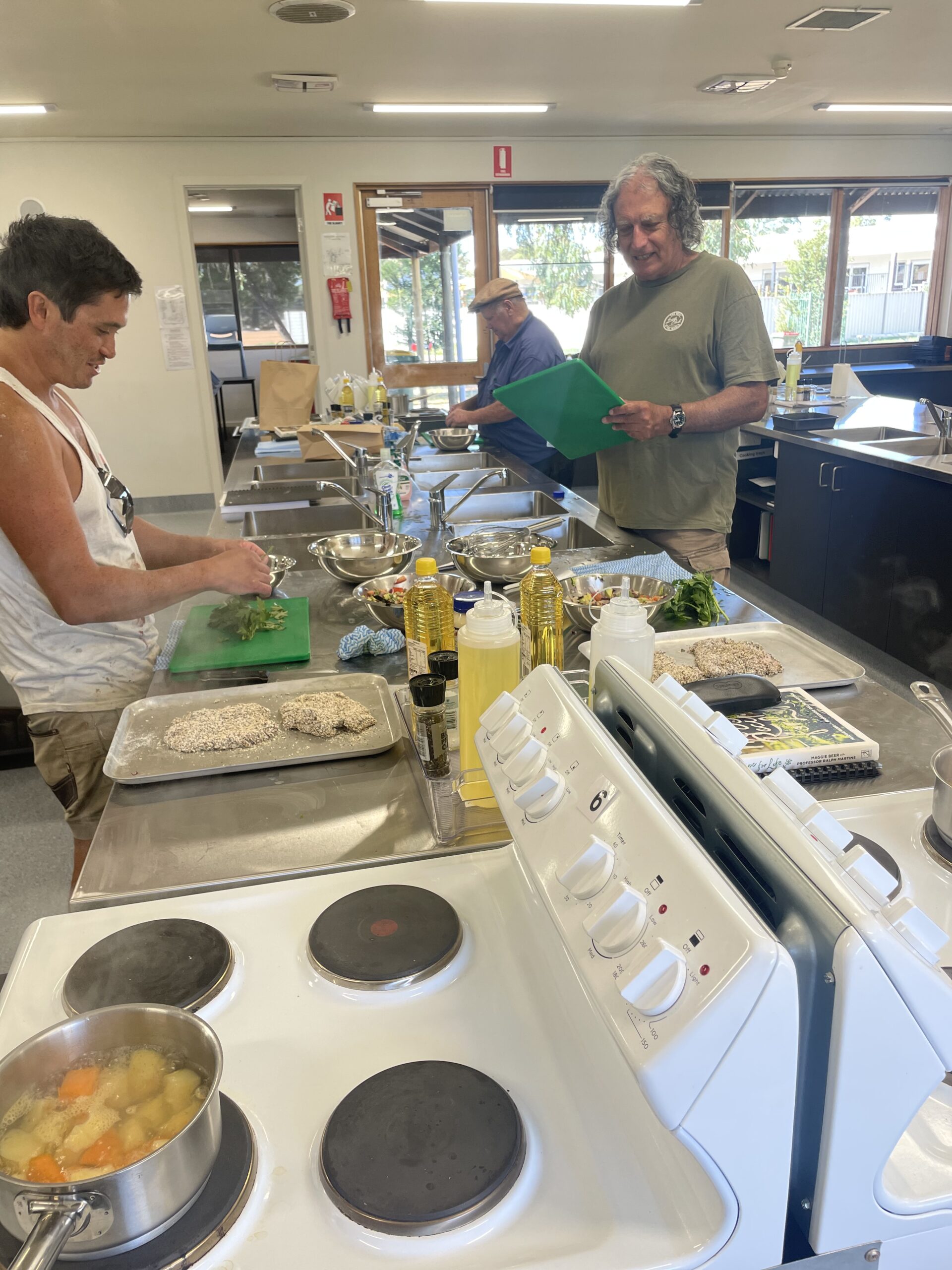 REDHS Men’s Cooking Classes begin – REDHS